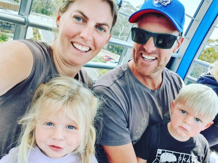 Families Who Are Funding Full-Time Travel - Free to Explore